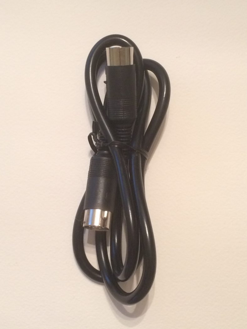 Commodore VIC-20/64/128/16/+4 6-Pin DIN Serial Cable | 8-Bit Classics